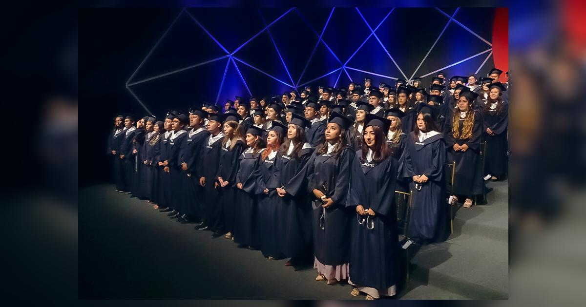 Cibertec: luego de tres años se realiza ceremonia de graduación ...