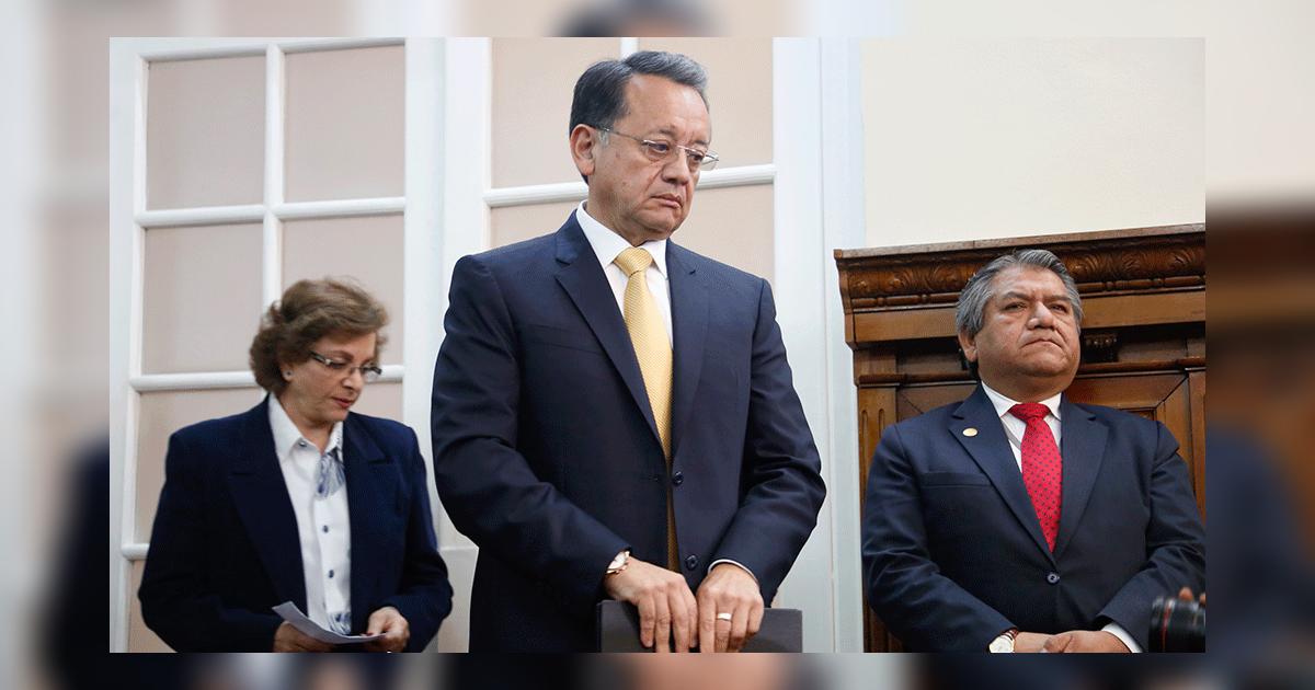 Piden que ex contralor Edgar Alarcón no salga del país ni fuera de Lima ...