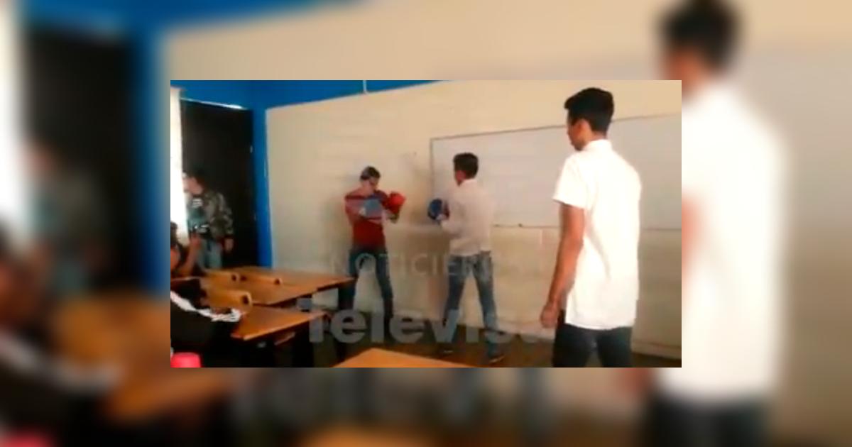 Youtube Viral Critican A Alumnos Que Libraron Pelea De Box En Pleno