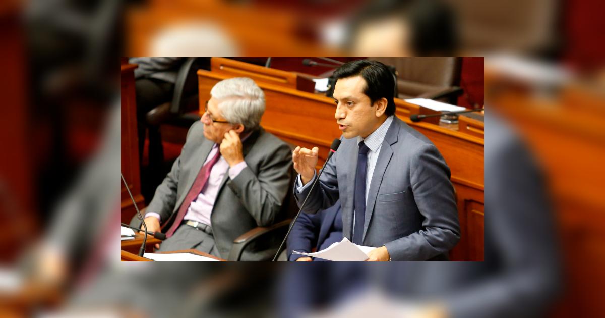 Gilbert Violeta indicó que bancada de PPK buscará "cambio de timón" en ...