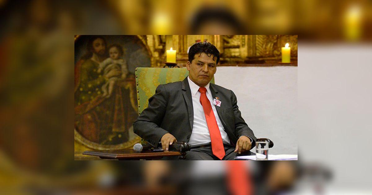 Edwin Licona: "Debemos dejar trabajar al presidente Martín Vizcarra ...