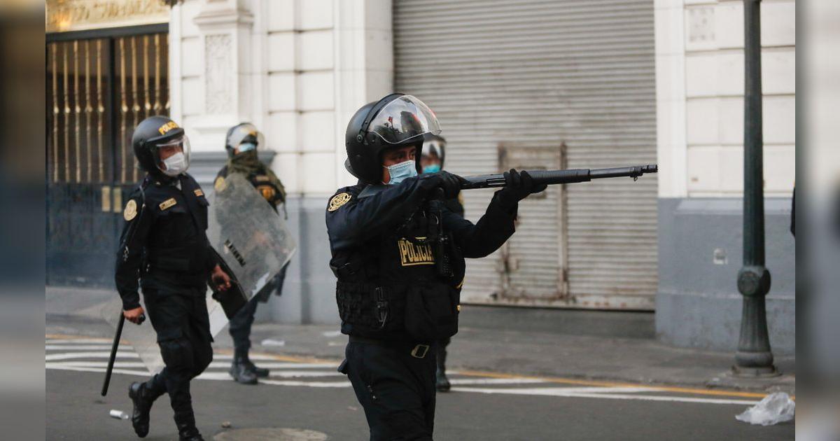 Aprobación de la PNP cae 44 puntos en 8 meses , según encuesta IEP ...