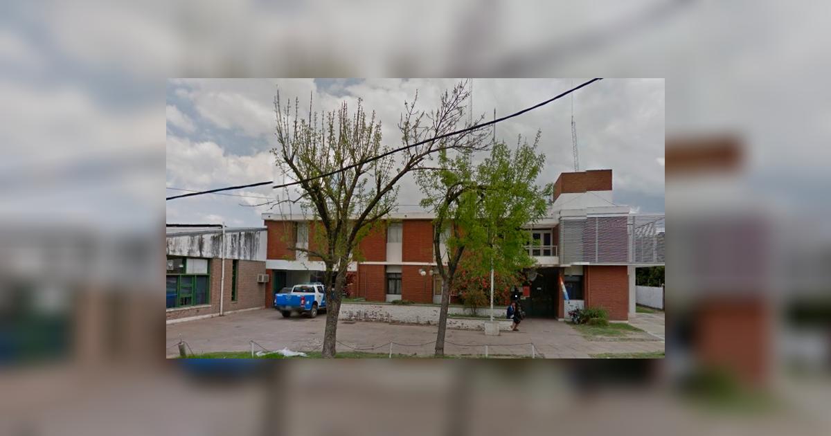 Argentina: seis policías violan y torturan a una pareja gay | viral ...