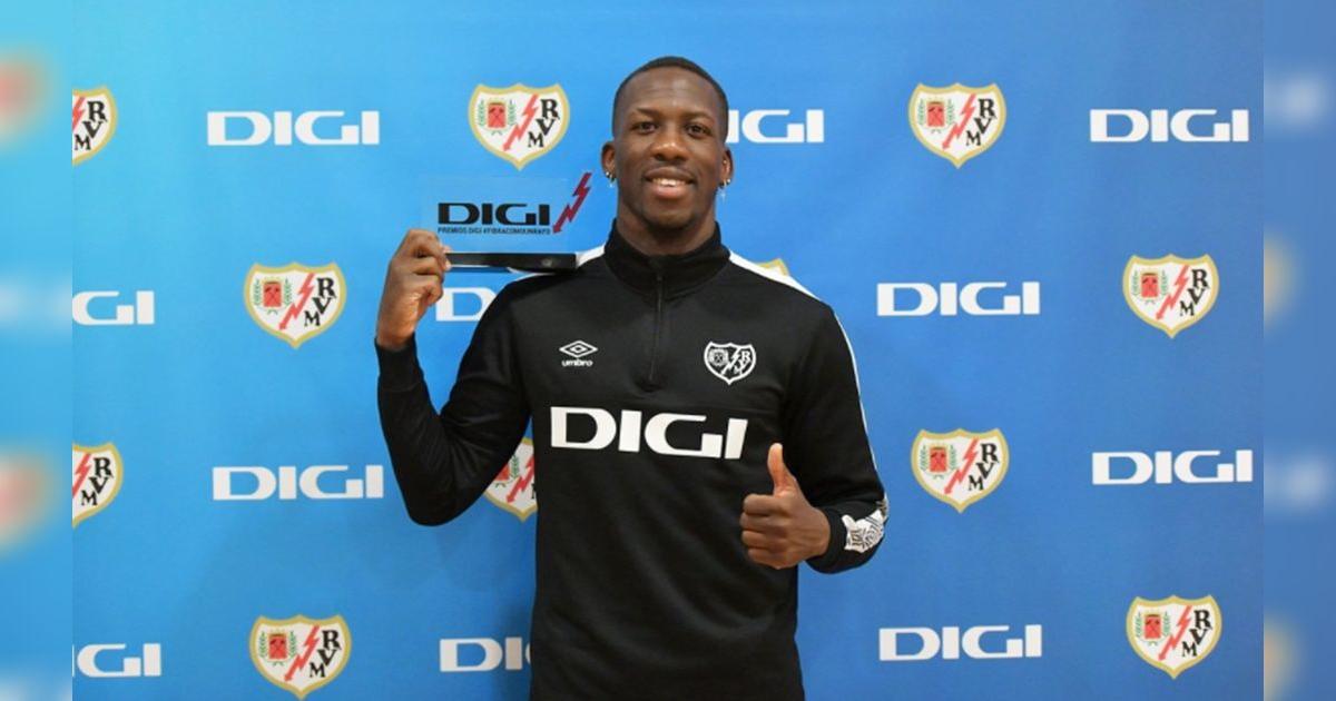 Advíncula fue premiado como el jugador más rápido del Rayo en marzo ...