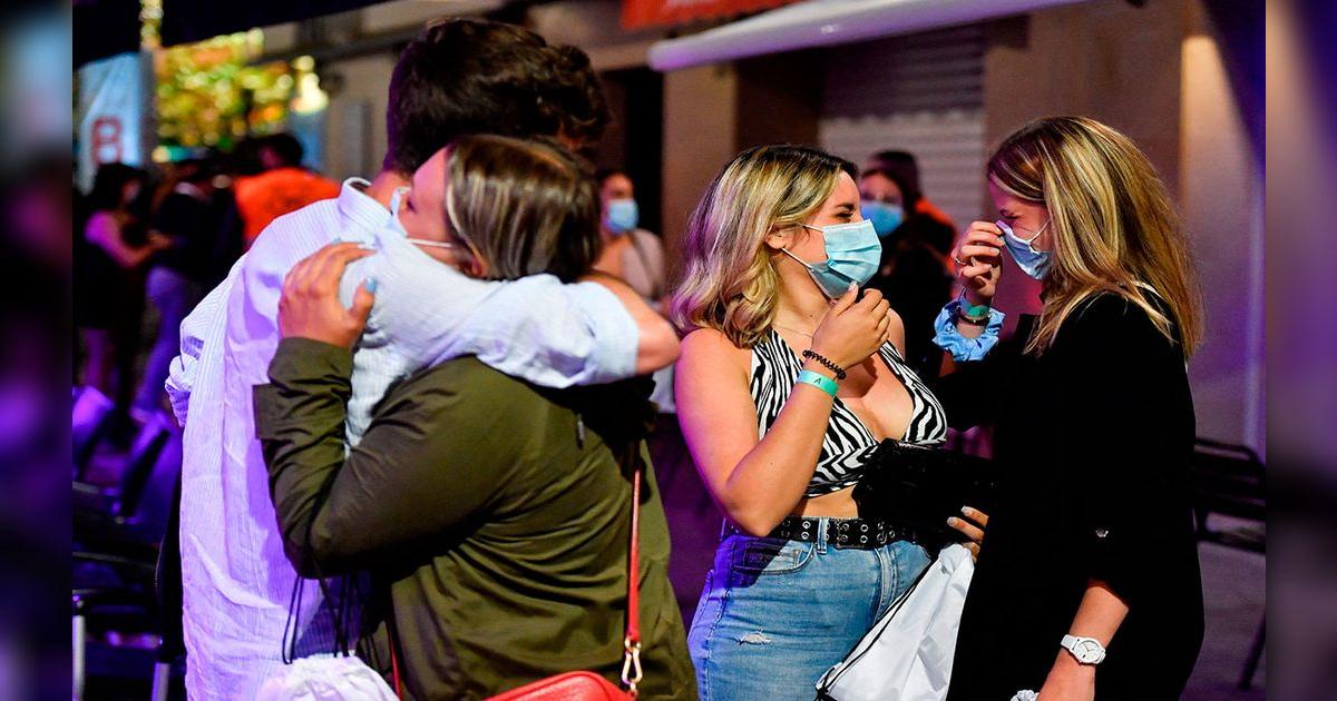 “Un poco light, pero hay que aprovechar”: prueban fiesta nocturna en ...