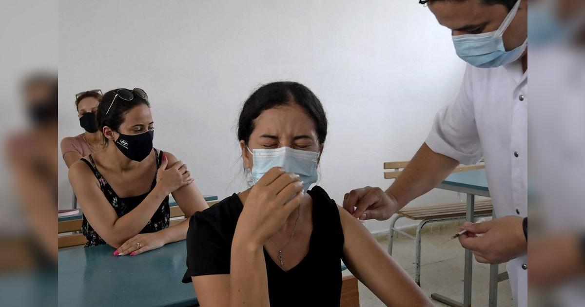 Experta en reproducción vincula cambios menstruales con la vacuna contra COVID-19 | Mundo | La ...