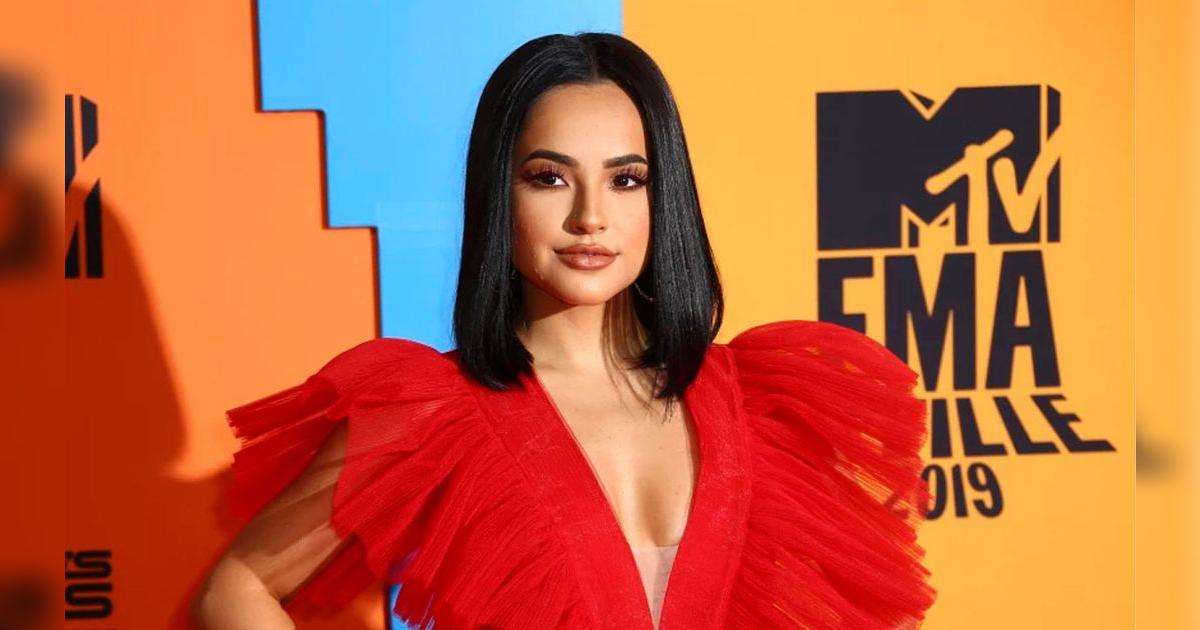 Becky G debuta como anfitriona en nuevo talk show de Facebook eint ...