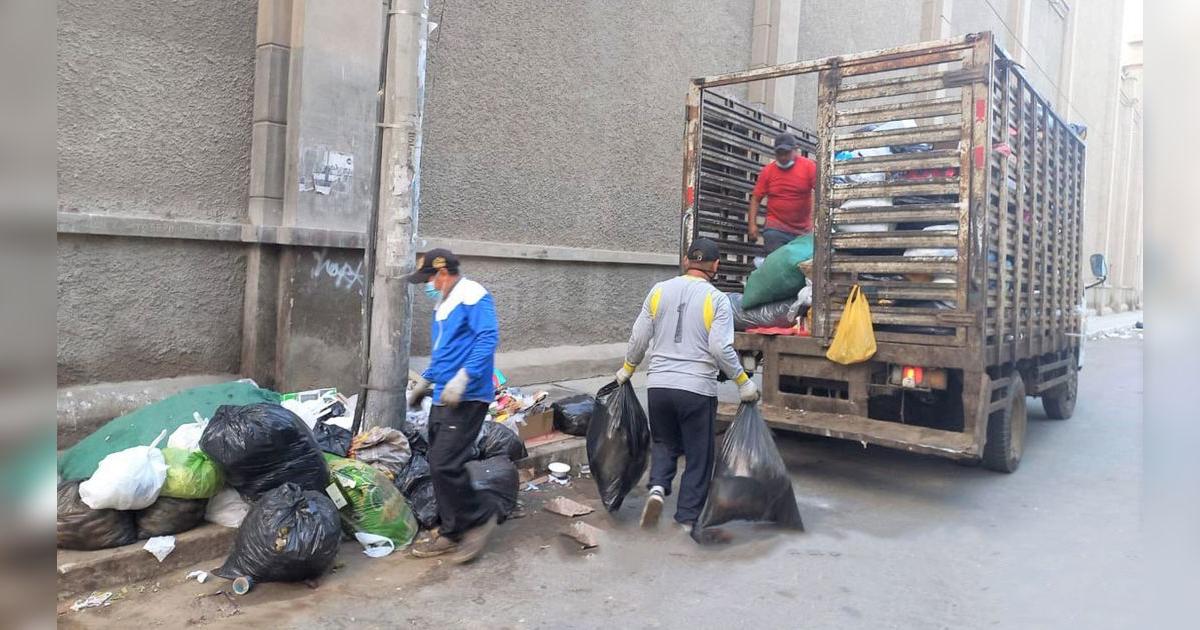 Festejos dejan más de 70 toneladas de basura solo en el centro de ...