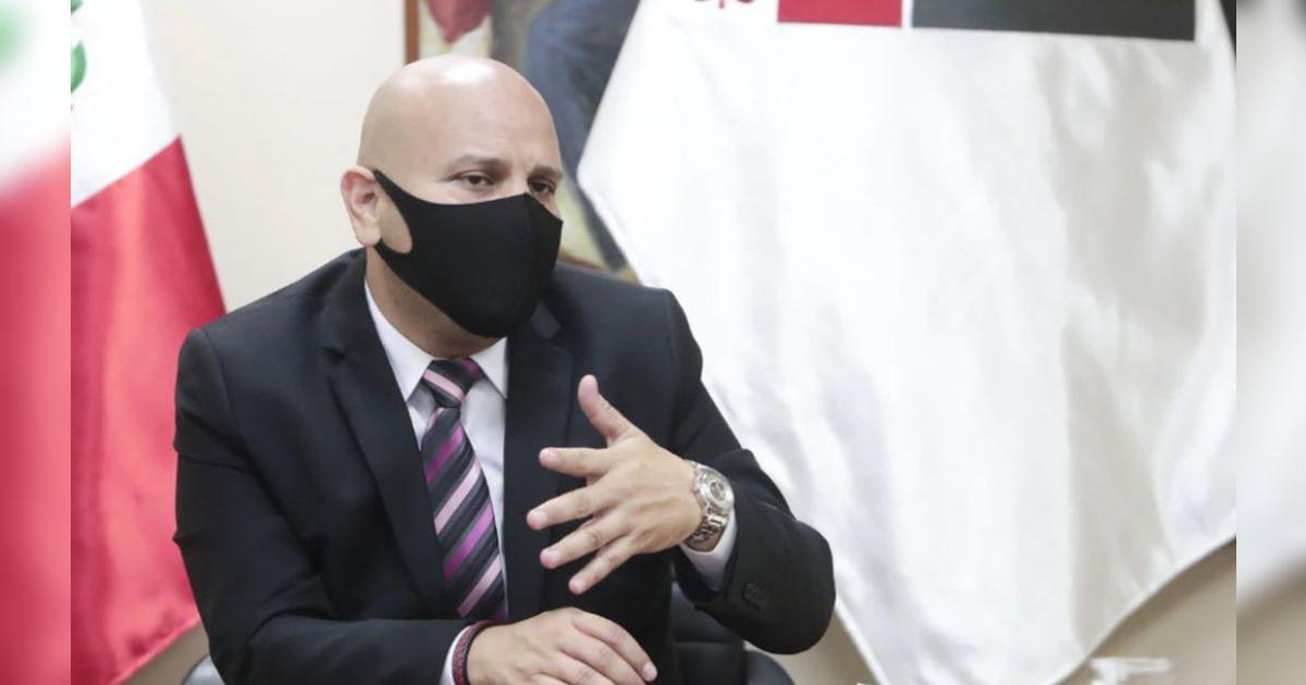 Alejandro Salas deja Cultura y asume el Ministerio de Trabajo y ...