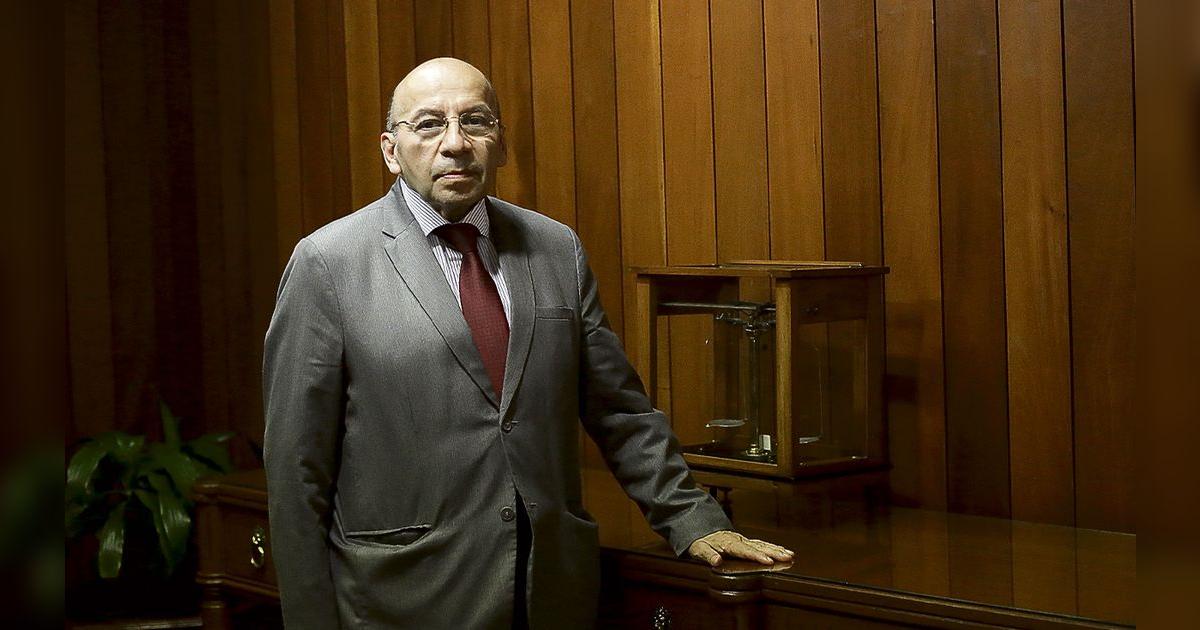 Kurt Burneo: “Lo ideal es que el Congreso apruebe los 16 proyectos de ...