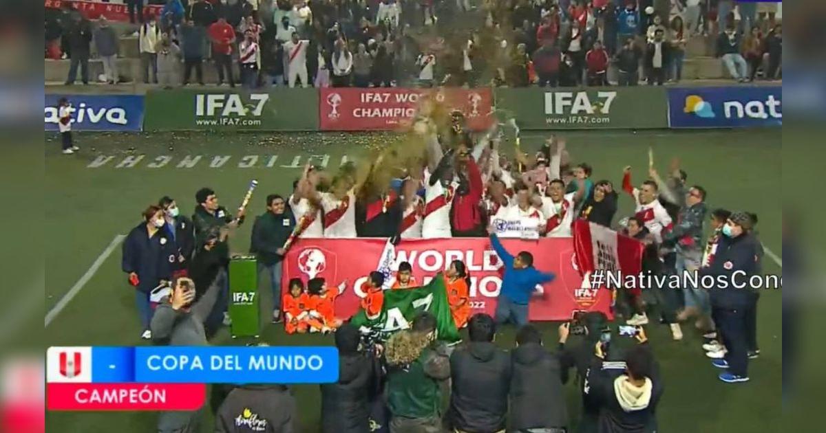 Selección peruana: Perú se coronó campeón del mundo por primera vez en ...