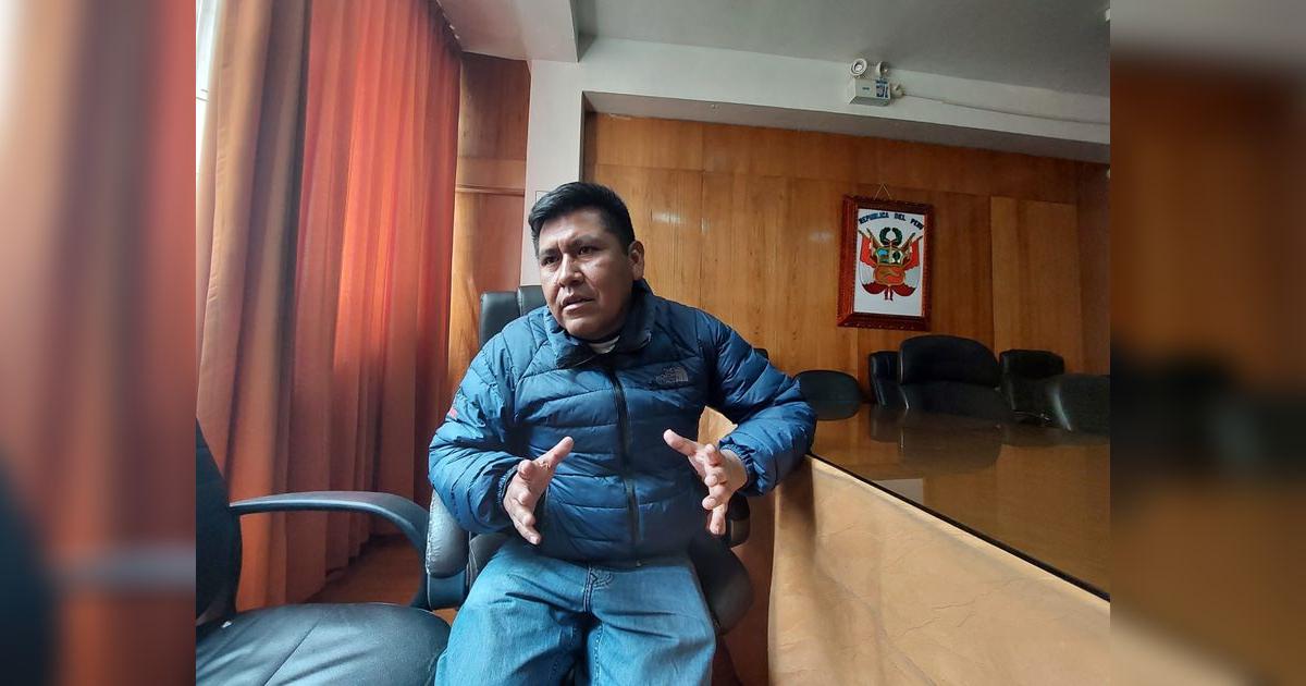 Puno | Richard Hancco | “Los símbolos patrios se deben respetar ...