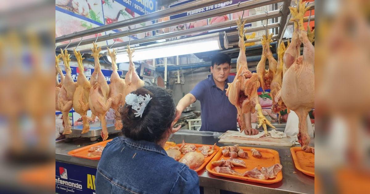 Precio del pollo llega hasta S/14 por kilogramo en mercados de Lima ...