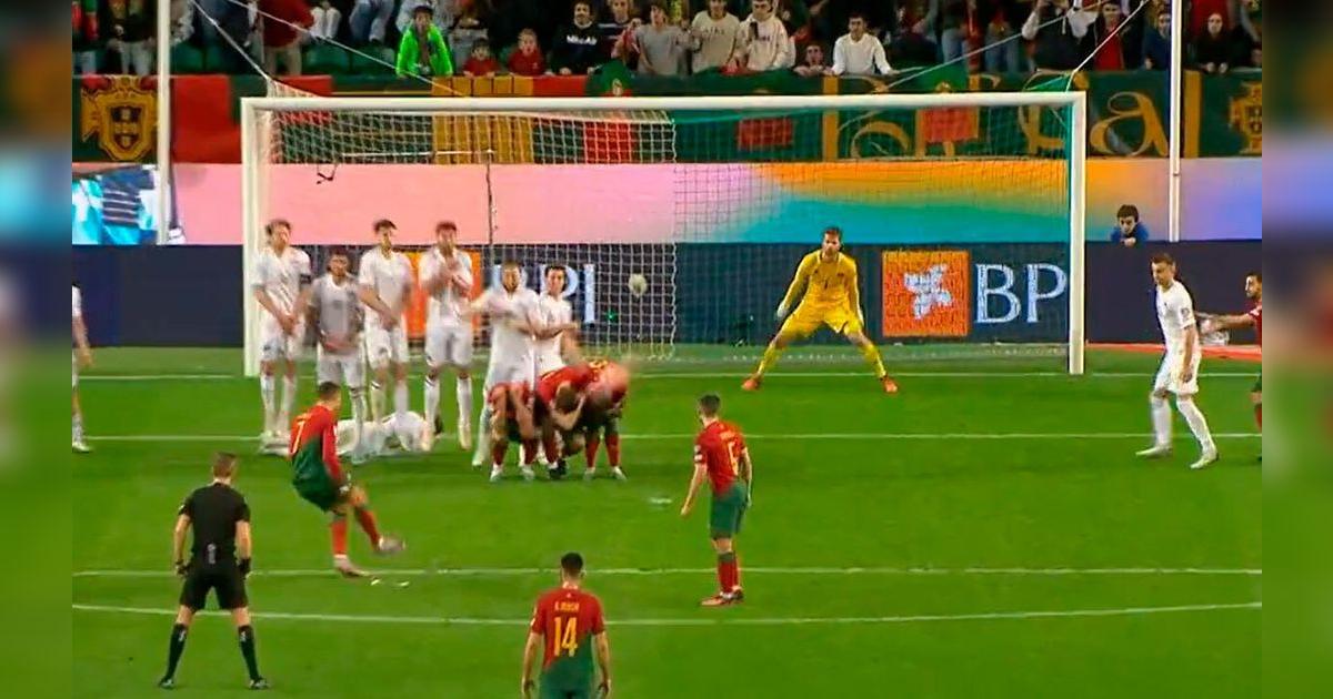 Portugal vs Liechtenstein: Cristiano Ronaldo le rompió las manos al portero de tiro libre y ...