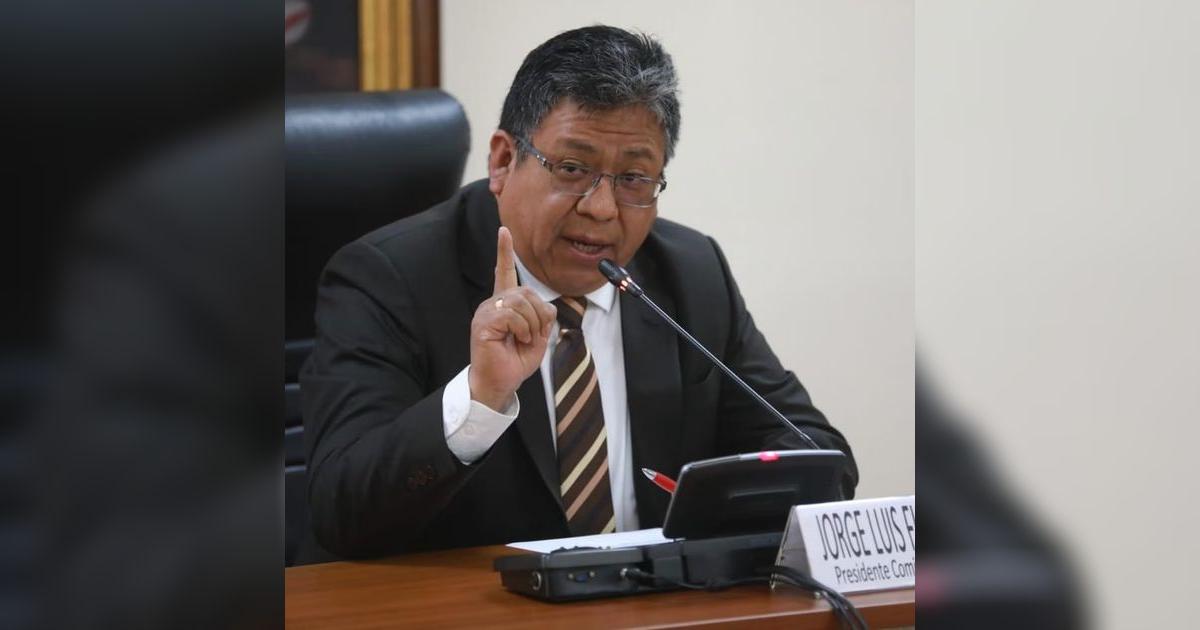 Congresista Jorge Flores Ancachi sufre descompensación durante sesión ...