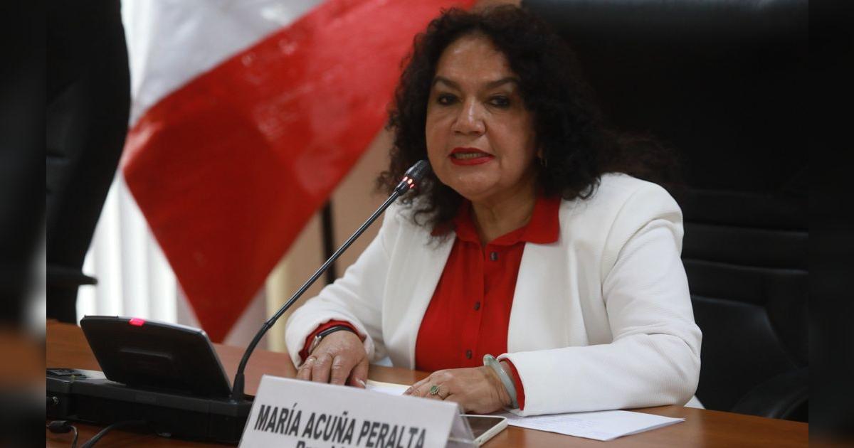 María Acuña: denuncian que hermana de César Acuña también recorta ...