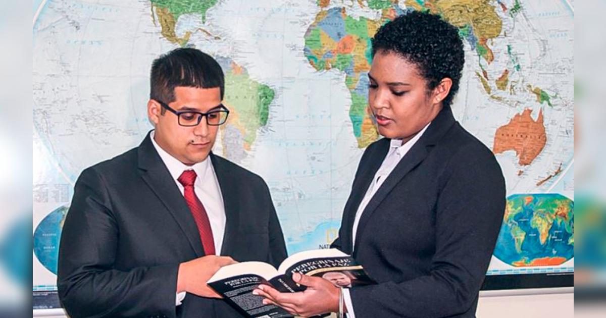 ¿Cuánto gana un diplomático en Perú? Este es el sueldo que tendrás tras ...