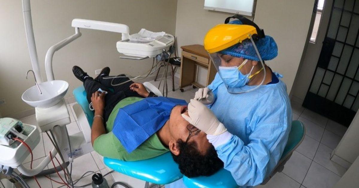 Proyecto de ley busca facultar a odontólogos para que realicen cirugías estéticas | Sociedad ...