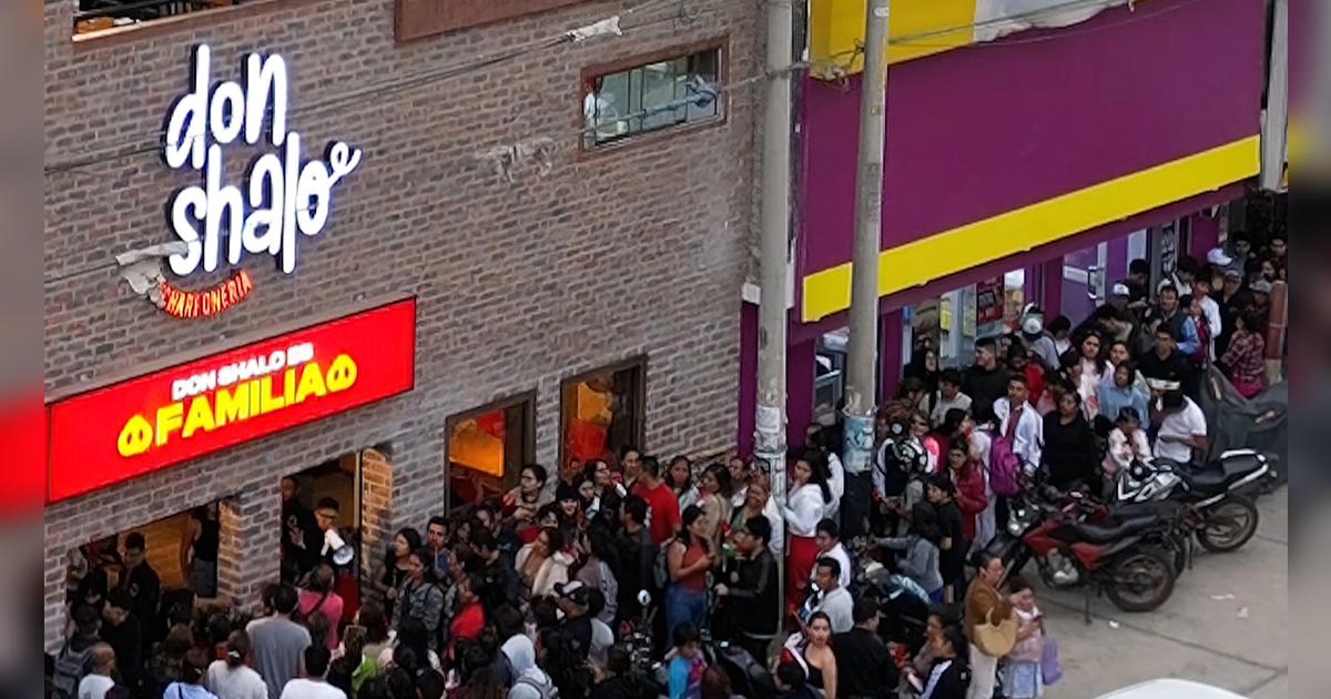 ¡Impresionantes colas por apertura de Don Shalo! | Publirreportajes ...