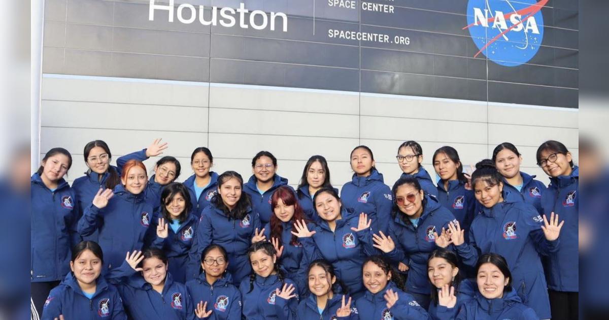 Niñas peruanas se gradúan en sede de la NASA tras participar en ...