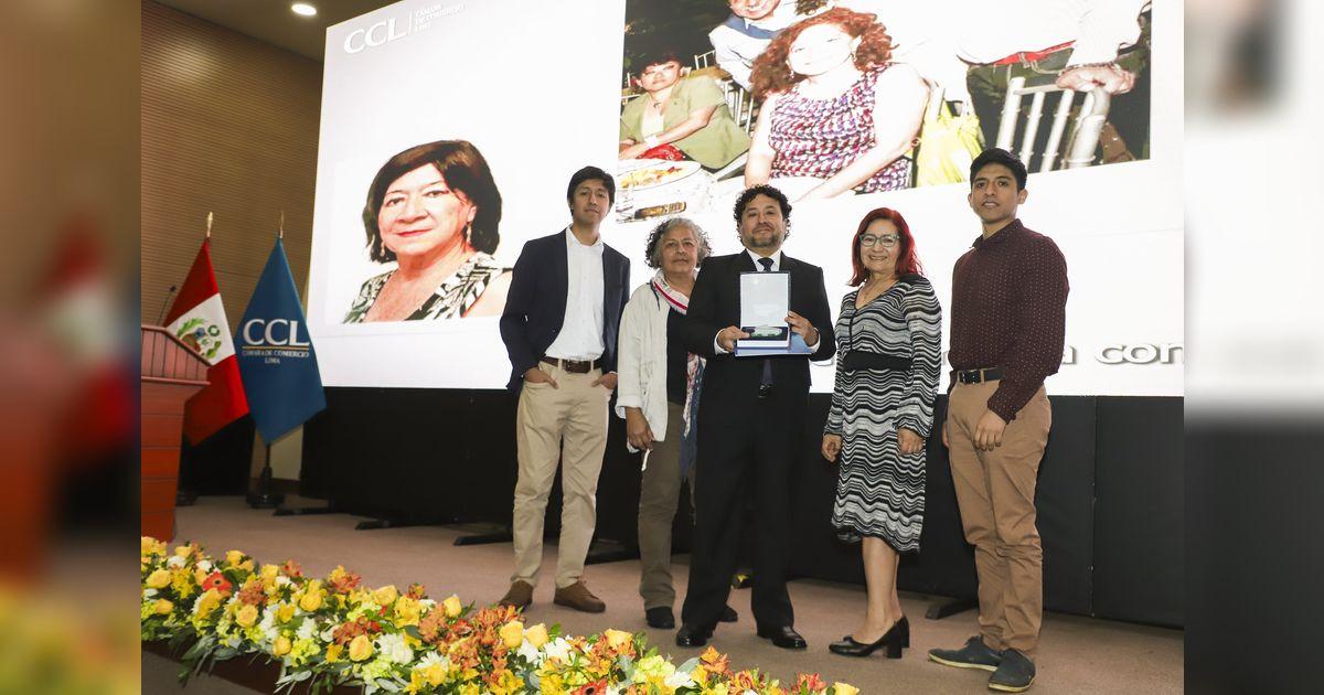 La República ganó el XIX premio anual de periodismo Ramón Remolina ...