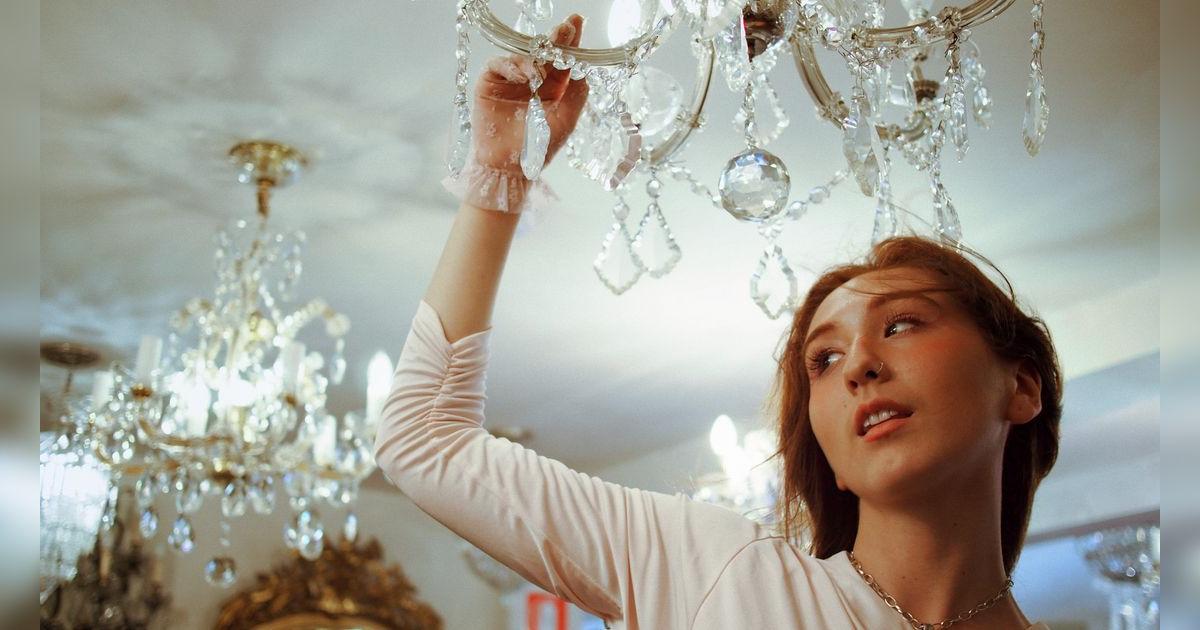 Maya Endo estrena videoclip de "Habitación"