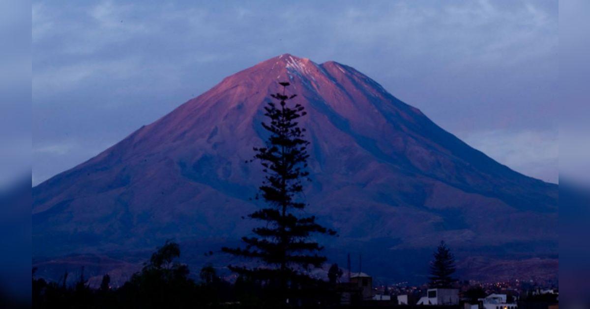 El volcán de Perú que está activo los últimos 19 años: ¿dónde queda y ...