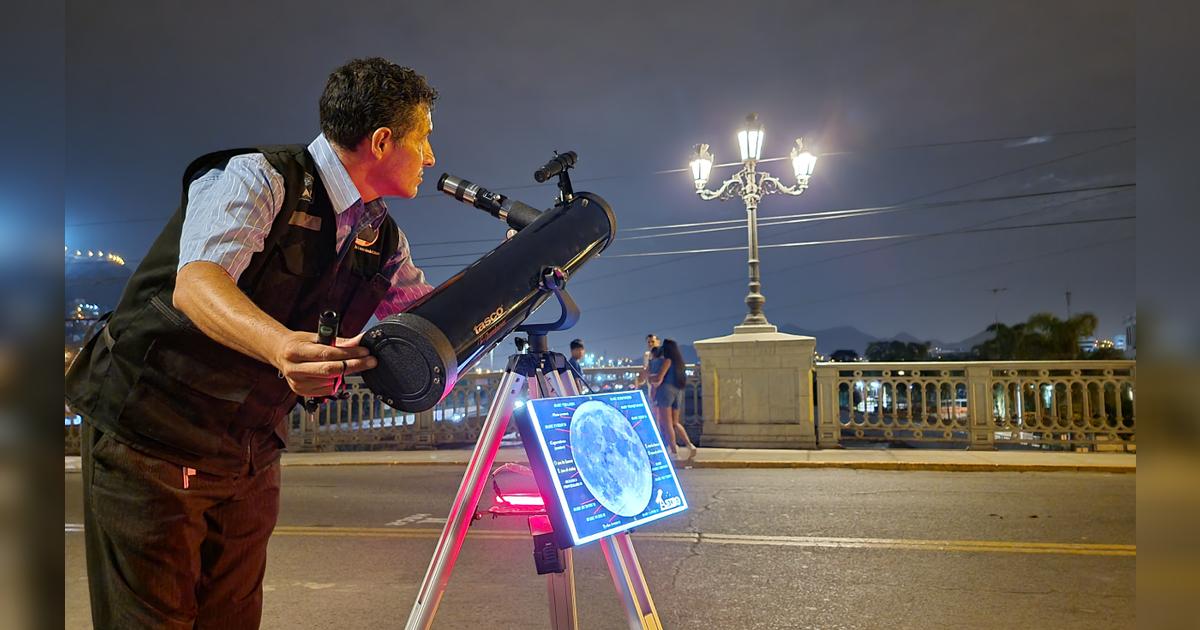 Ver la Luna de cerca a 2 soles: el señor que recorre las calles de Lima ...