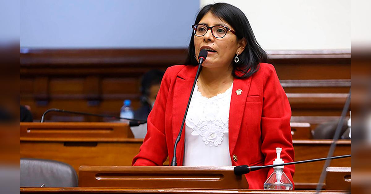 Congresista Margot Palacios presentó su renuncia irrevocable al partido ...