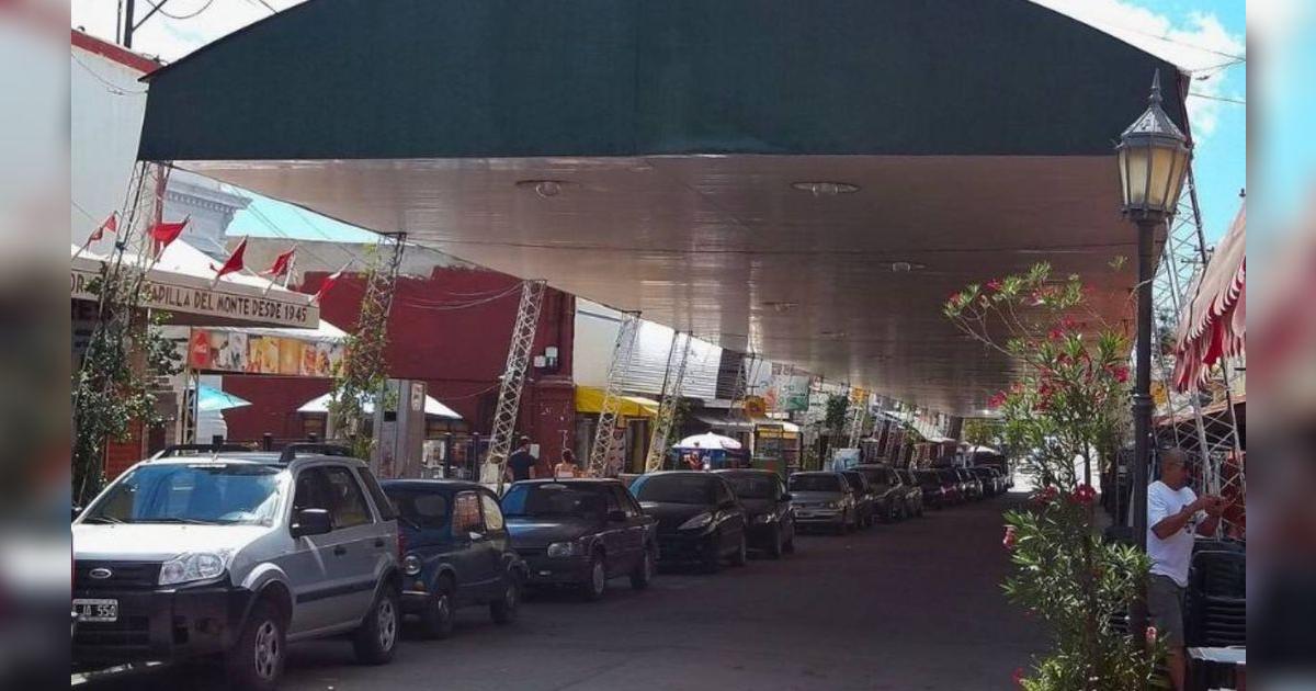 Esta es la ÚNICA calle techada en Sudamérica: está cubierta por una ...