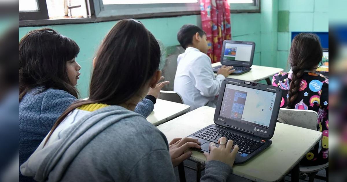 MEDUCA entregará computadoras: ¿cuáles son las instituciones educativas ...
