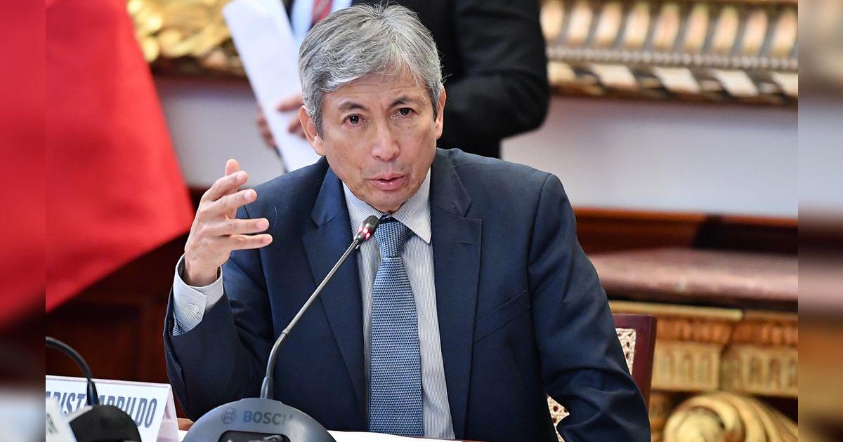 Economía peruana crecerá 3,2% este año y 3,1% en 2025, según el MEF ...