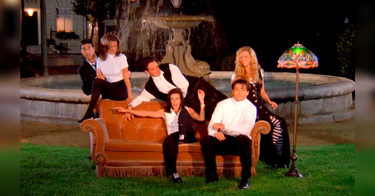 'Friends': la descomunal cifra por la que fue subastado el famoso sofá ...