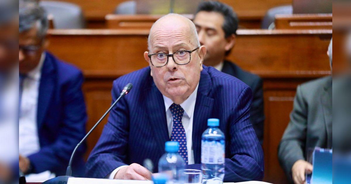 Julio Velarde destacó el crecimiento económico de Perú por encima del ...