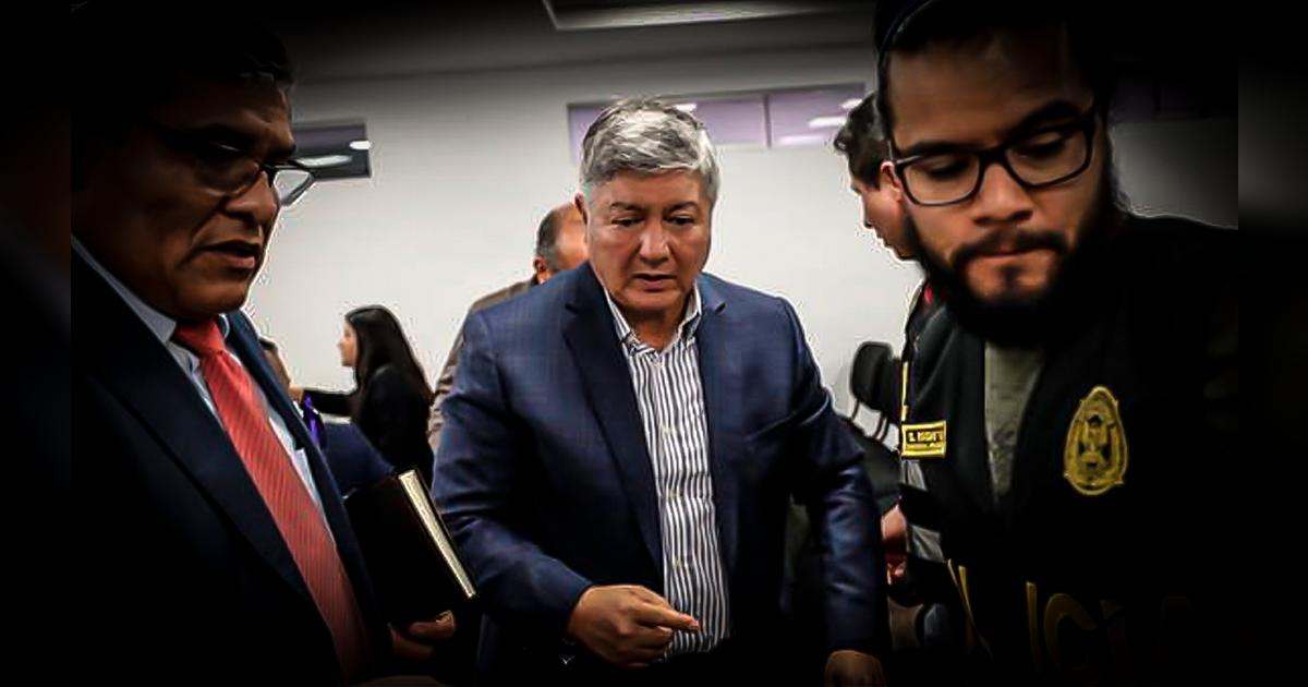 Poder Judicial ordena 24 meses de prisión preventiva contra Mateo Castañeda, exabogado de Dina ...