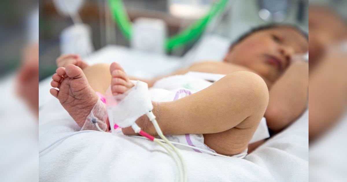 Victoria y Gia son las primeras bebés que nacieron en Navidad| Essalud ...