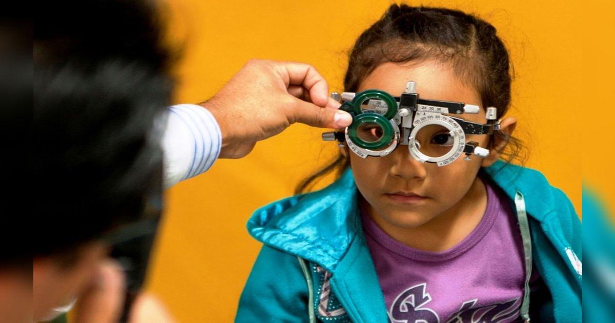 Protege la vista de los escolares: consejos clave para un regreso a ...