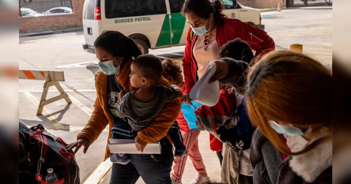 RAICES en Texas: el programa que brinda defensa legal y apoyo social a ...