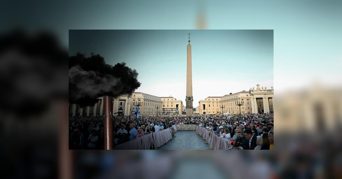 Humo Negro en el cónclave: segunda fumata confirma que aún no hay nuevo Papa en el Vaticano ...