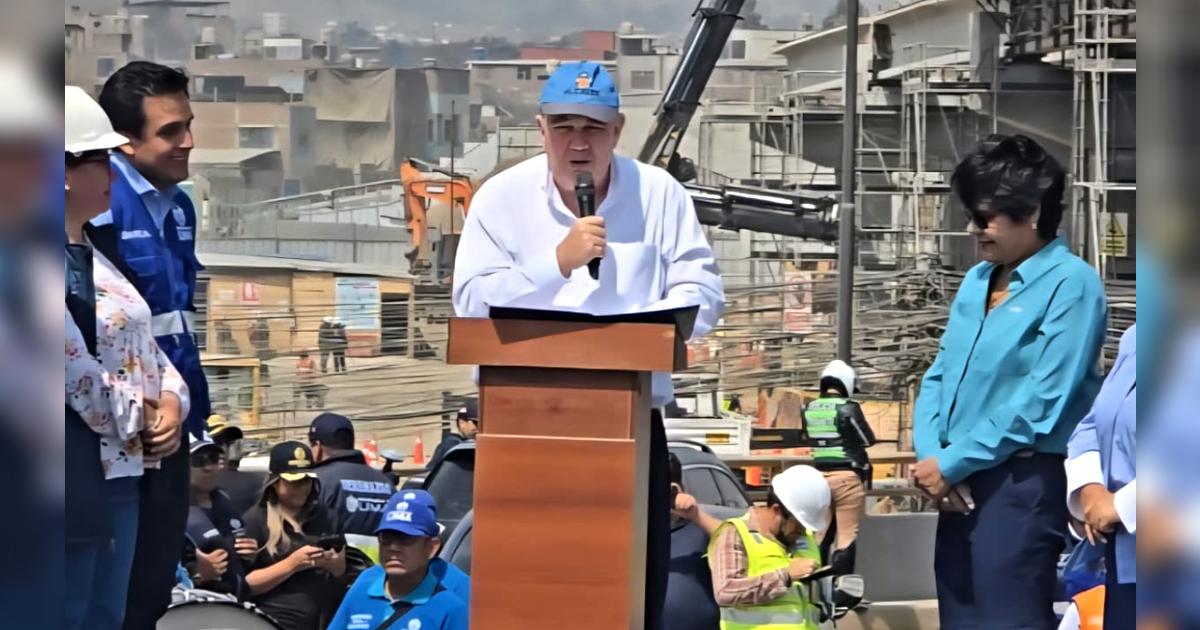 Rafael López Aliaga convierte su última sesión de concejo municipal en ...