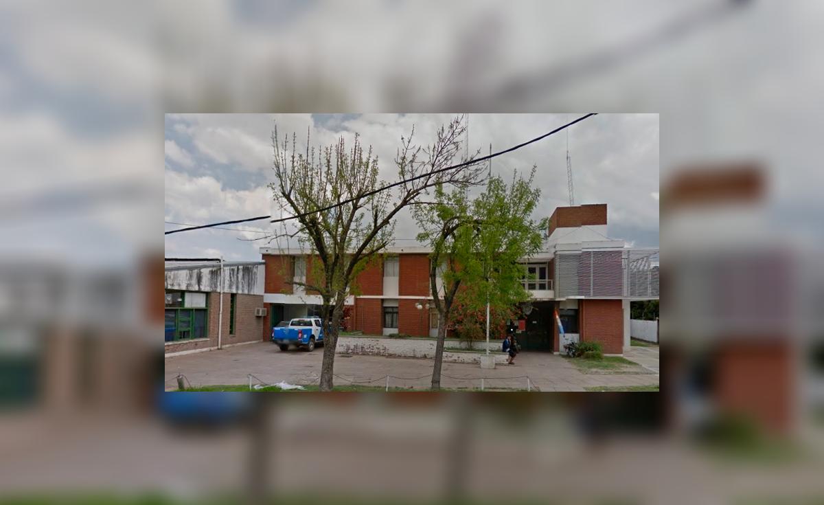 Argentina: seis policías violan y torturan a una pareja gay | viral ...