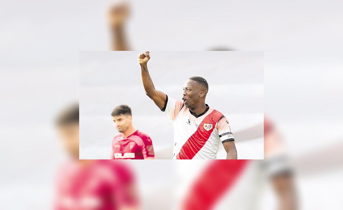 Luis Advíncula, el ‘Rayo’ de una nueva era | Rayo Vallecano | Deportes ...