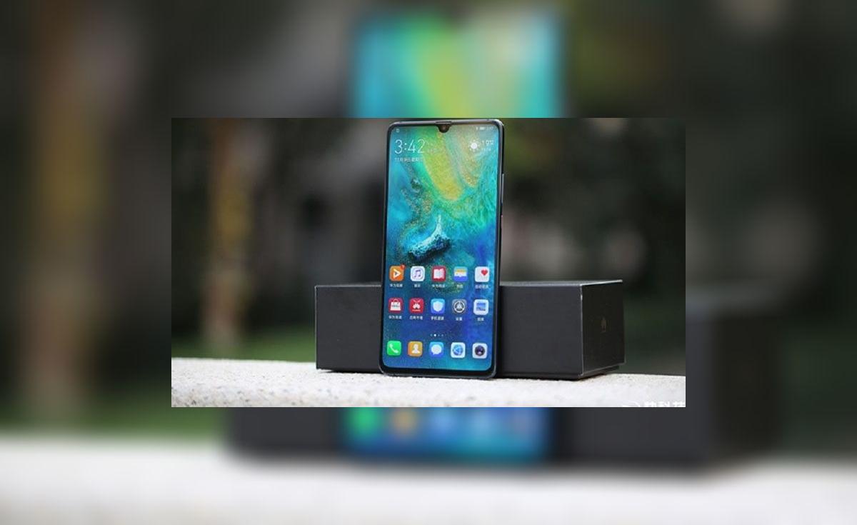 Huawei: se filtran imágenes de su nuevo smartphone con 5G | Video ...