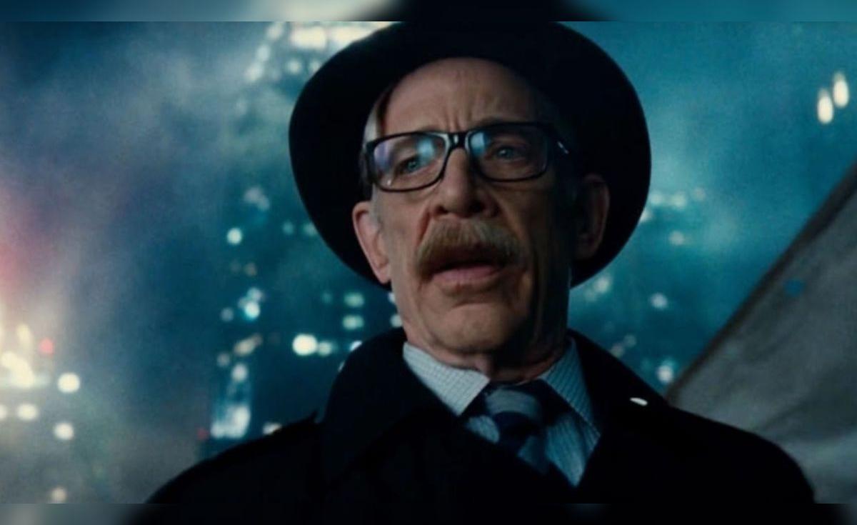 J.K. Simmons de “Batgirl” revela que aún no ve “The Batman” de Matt ...