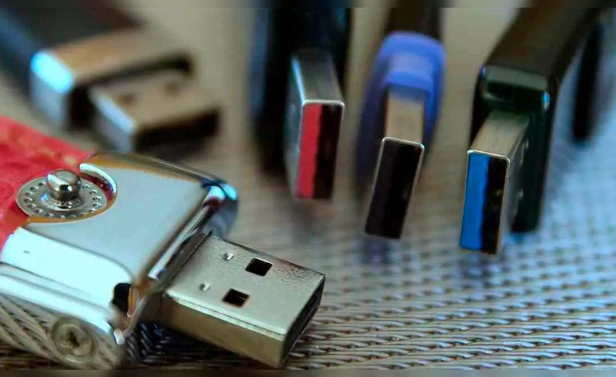 ¿Qué significan los colores que ves en los cables y puertos USB, y para ...