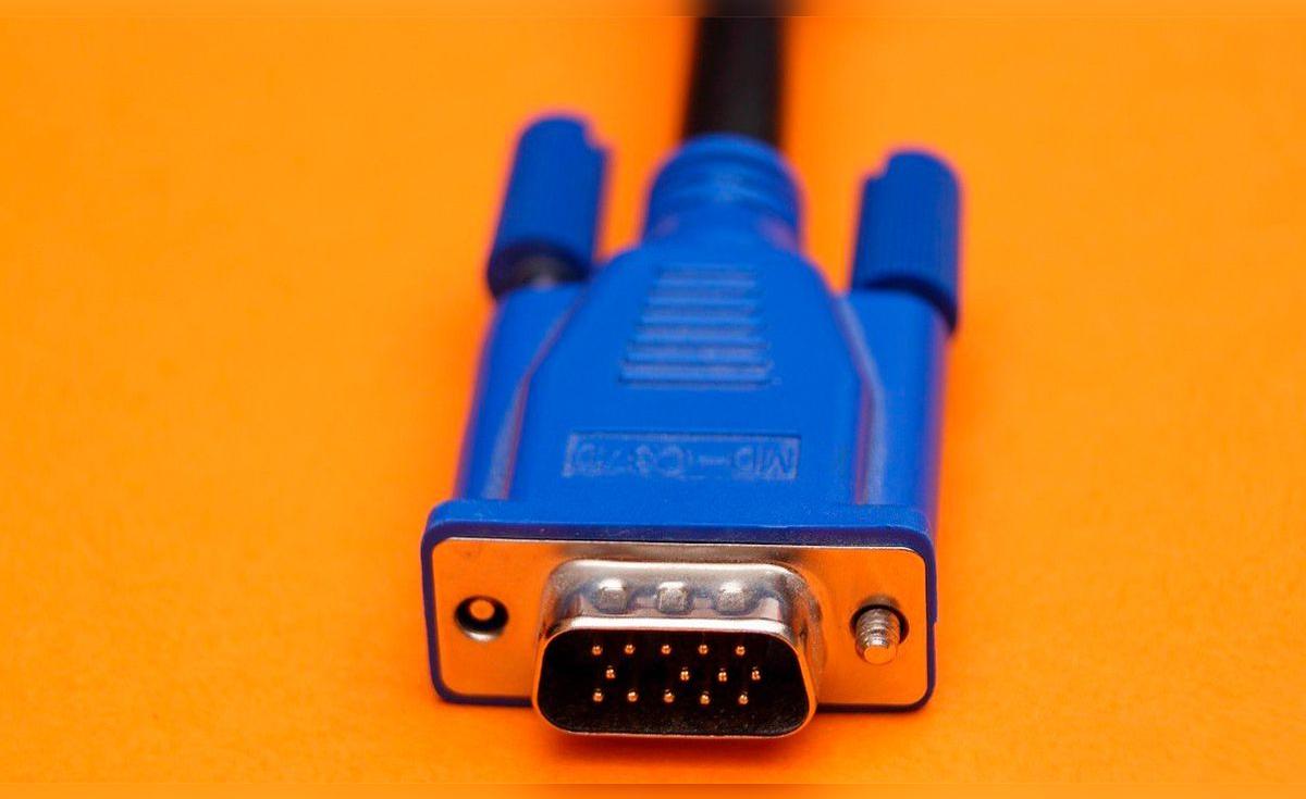 ¿Por qué se dejaron de usar los cables VGA que encontrabas en los ...