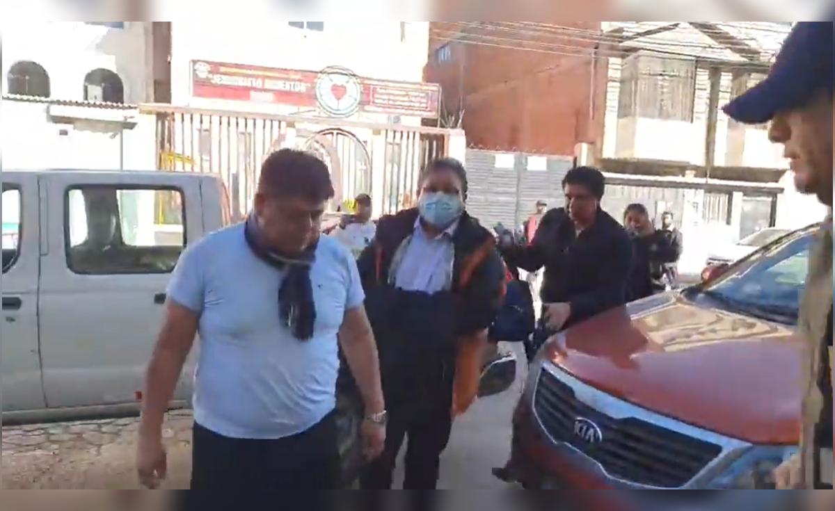 Congresista Jorge Flores Ancachi es trasladado a Puno tras ser retenido ...