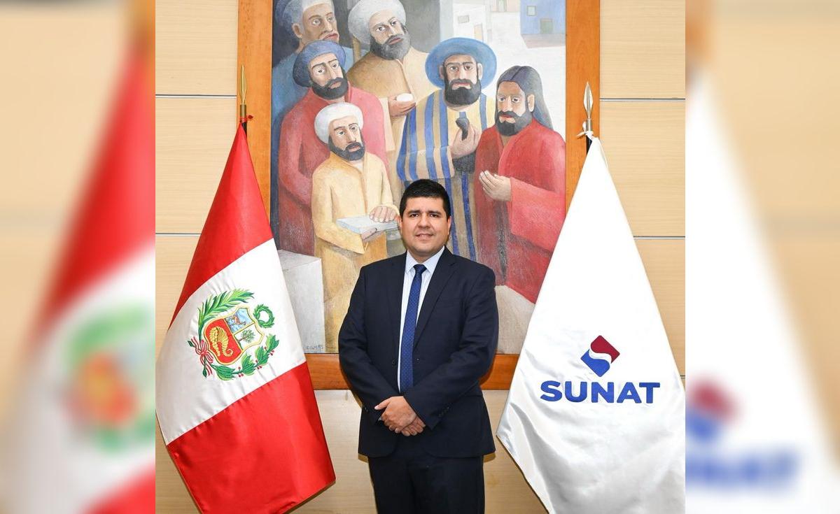 Sunat: Gerardo López Gonzales es el nuevo superintendente | perfil ...
