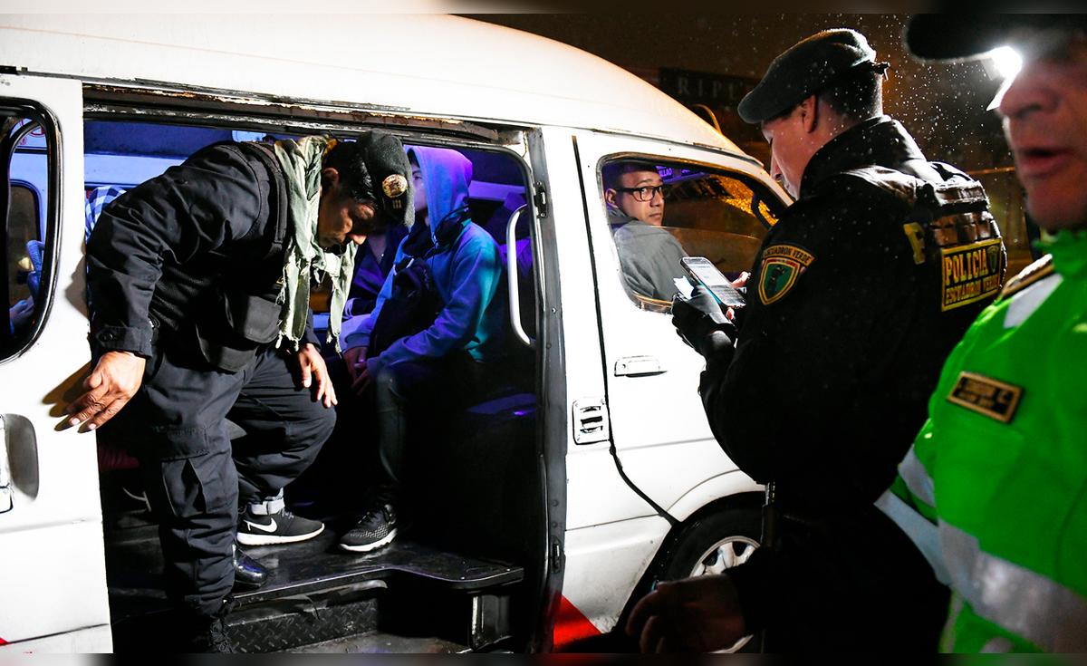 17.000 policías en las calles realizan el megaoperativo 'Amanecer ...