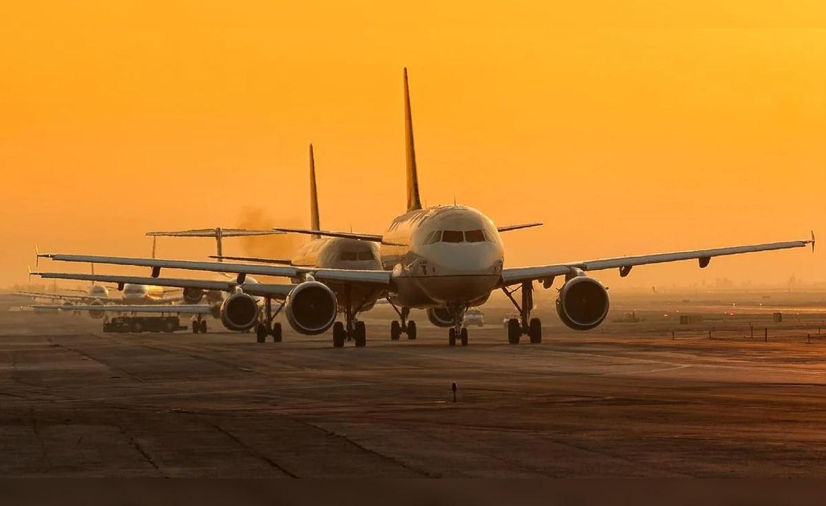 FAA investiga casi colisión entre aviones de Key Lime Air y Delta Air ...